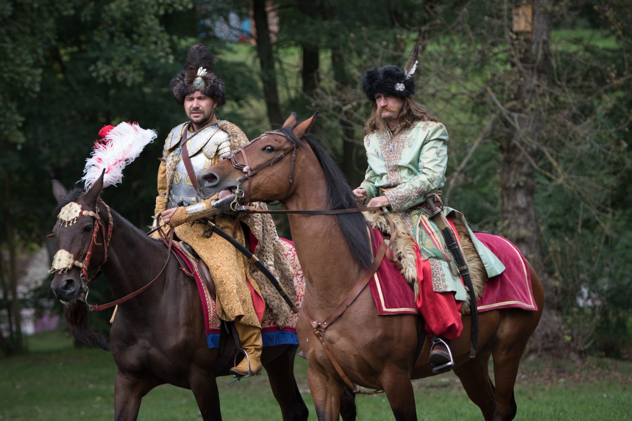 Jacek Komuda z Polską Husarią na Fortach Bema - FOTORELACJA - Fabryka Słów